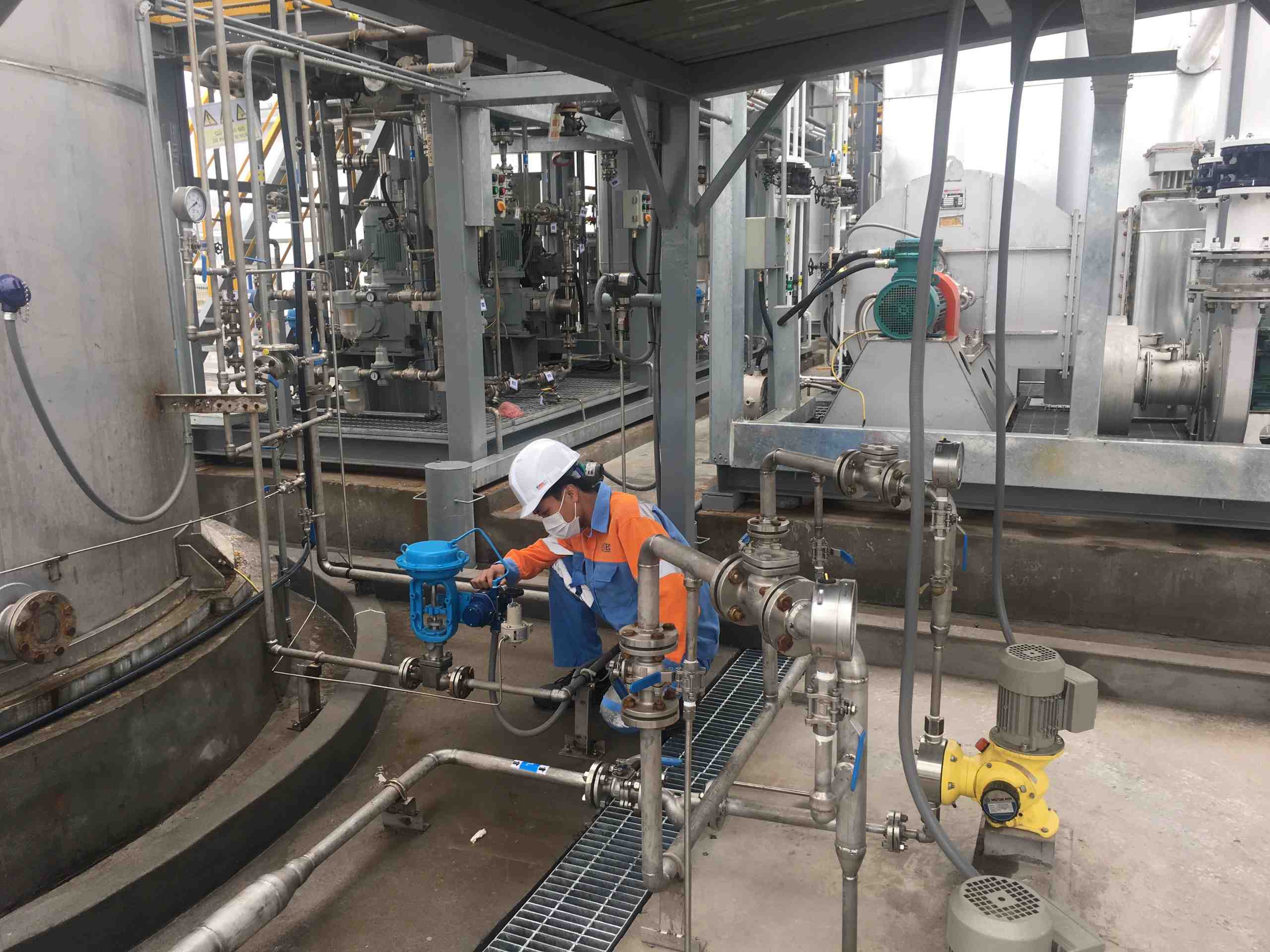 MESSER-H PLANT WITH CATALYTIC HOT OIL SYSTEM